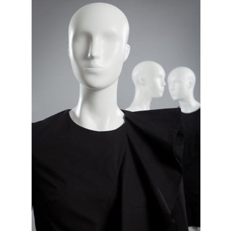 Female window mannequin abstract dis cha4 merf | Mannequins Online